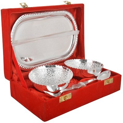Best silver gift items for marriage below 2000